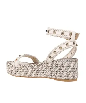 Valentino Garavani Rockstud Platform Espadrillas - Light Ivory