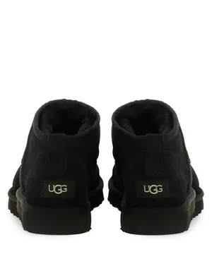 UGG Round-toed Boots