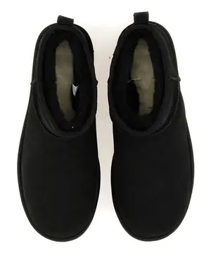 UGG Round-toed Boots