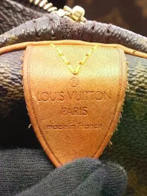 LOUIS VUITTON Monogram Speedy 40 Boston Bag