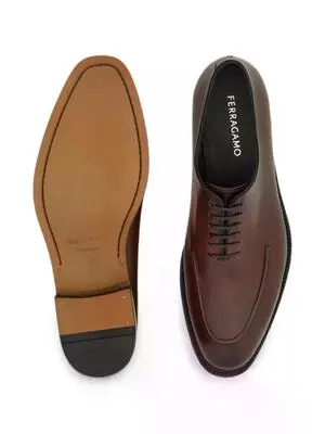 FERRAGAMO Oxford Shoe With Stitching Detail