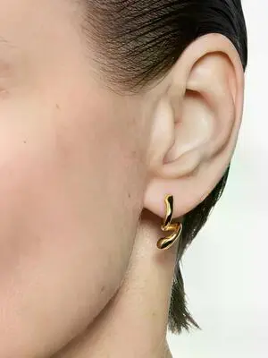MARIA BLACK Coily Huggie Earring