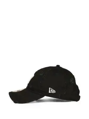 BASICKS Distressed Yankees Cap