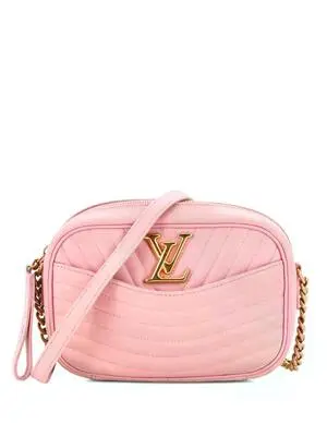 LOUIS VUITTON New Wave Camera Bag Quilted Leather Crossbody Bag - Pink