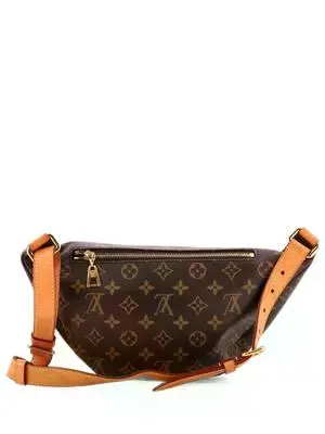 LOUIS VUITTON Bum Bag Monogram Canvas Belt Bag - Brown