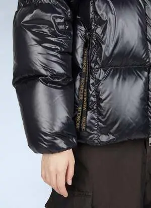 Moncler Parana Short Down Jacket