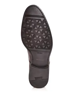 Magnanni Joseph Textured Leather Lace Up Oxfords