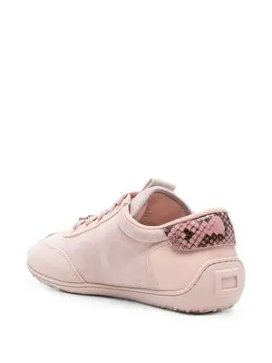 ROGER VIVIER Viv Low Strass Sneakers