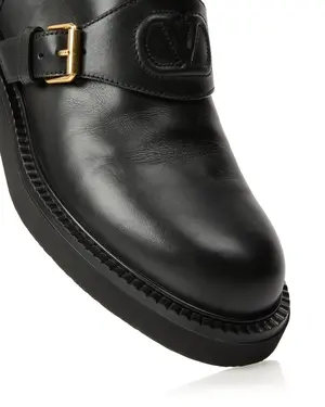 Valentino Garavani Vlogo Leather Buckled Booties