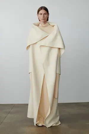 THE ROW Rivoli Cashmere Long-sleeved Coat - Nude