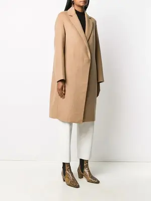 Vince Buttoned Oversized Robe Coat - Nude