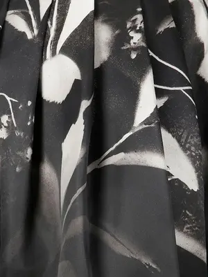 Comme Des Garçons Printed Pleated Skirt