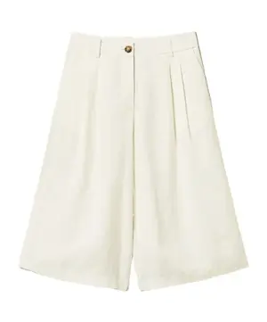 TWINSET Pleated Bermuda Shorts - White