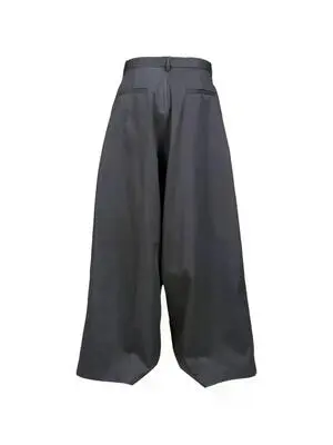 LỰU ĐẠN Lowline Pleated Trousers