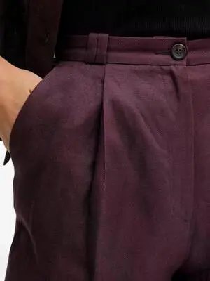 Sisley Pleated Tailored Shorts
