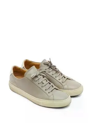COMMON PROJECTS Leather Low-top Sneakers - Grey