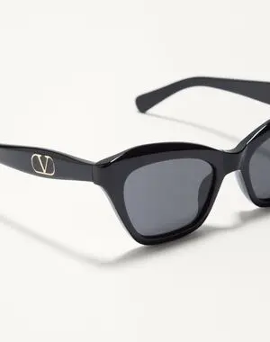 Valentino Garavani Cat-eye Acetate Eyewear