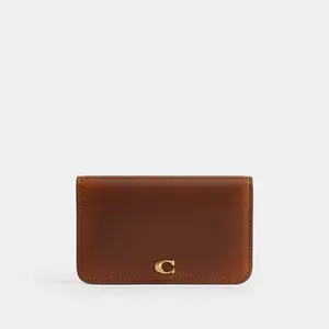 COACH Essential Slim Card Case In Loved Leather - Brass/brown