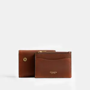 COACH Essential Card Holder Wallet In Loved Leather