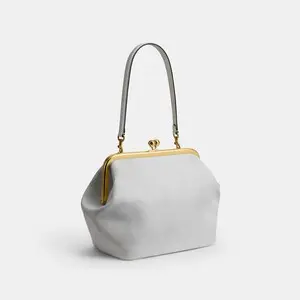 COACH Kisslock Frame Bag 27 - Brass/chalk