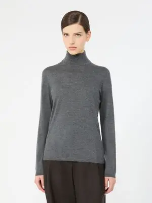 Max Mara Cashmere Yarn Polo-neck Sweater