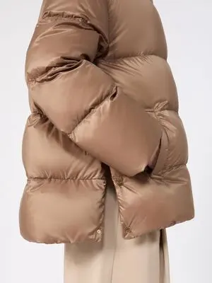 Max Mara Roomy Puffer Jacket In Water-repellent Plain-weave Fabric