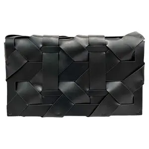 THE BAG ICON The Zenobia Woven Clutch - Black