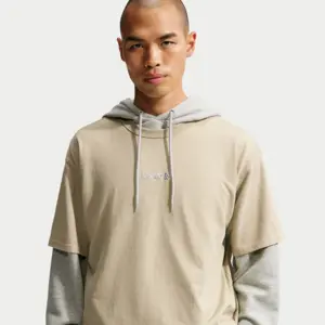 Nike Sportswear Premium Essentials T-shirt - Brown