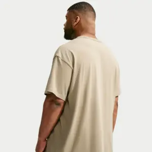Nike Sportswear Premium Essentials T-shirt