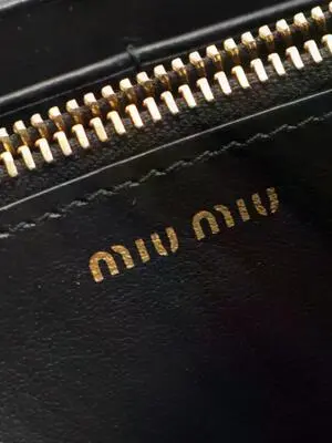 Miu Miu 2000s Matelassé Diamond-quilted Wallet