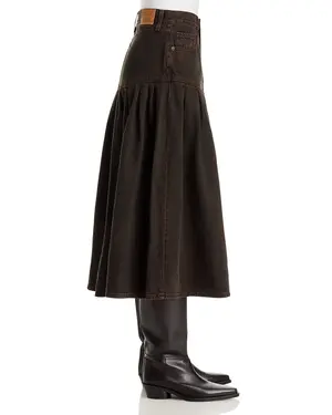 LEVI'S Yoked Pleated Denim Skirt