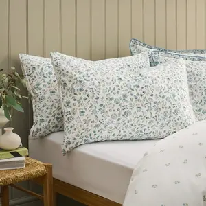 CHRISTY Ivycroft Standard Pillowcase, Pair