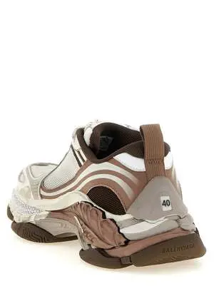 Balenciaga Triple S. 2 Sneakers