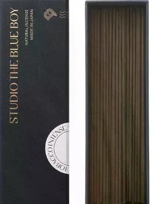 STUDIO THE BLUE BOY Tobacco Intense Incense Sticks - Black