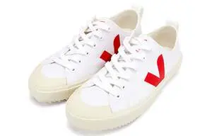 VEJA Nova Canvas Sneakers - White/pekin