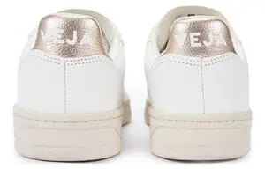 VEJA V- Chromfree Low-top Sneakers - White/gold