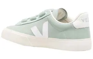 VEJA Recife Sneakers - Matcha/white