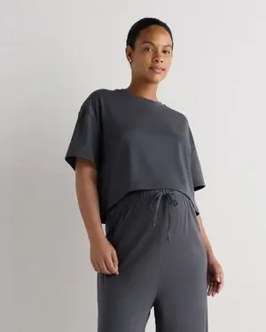 Quince Smooth Stretch Maternity Cropped T-shirt - Dark Coal