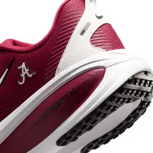 Nike College Vomero 18 Road Running Shoes - Red