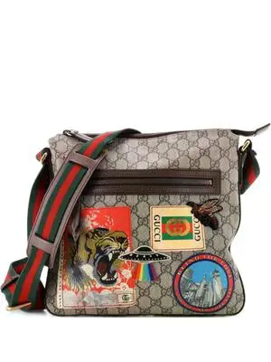 Gucci Courrier Zip Messenger Gg Coated Canvas With Applique Medium Crossbody Bag - Brown