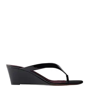 NEOUS Glossy Platform Sandals