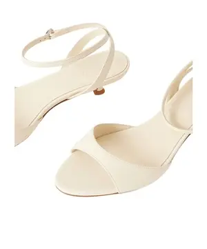 AeydĒ Leather Sandals