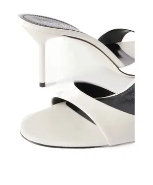 Paris Texas Patent-leather Mules