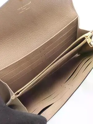 LOUIS VUITTON Sarah Monogram Dove Embrace Wallet