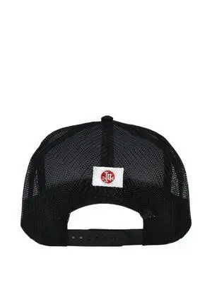MARKING DISTANCE Mesh-panel Clip-detail Cap