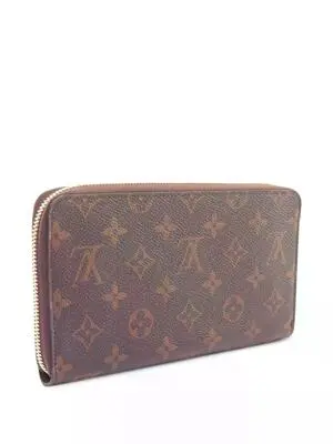 LOUIS VUITTON 2019 Monogram Zippy Wallet - Brown