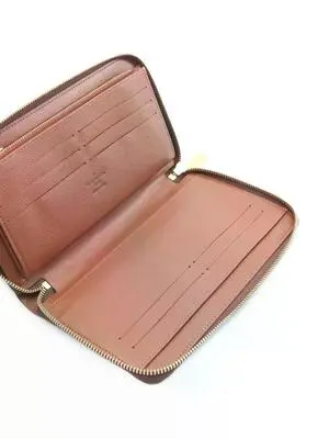 LOUIS VUITTON 2019 Monogram Zippy Wallet - Brown