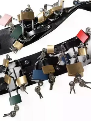 MARKING DISTANCE Pont Des Arts Padlock Leather Belt