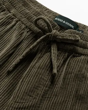 Rodd & Gunn Halls Creek Easy Fit Corduroy Pants