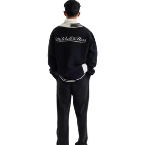 Mitchell & Ness Branded Contrasting V-neck Sweater